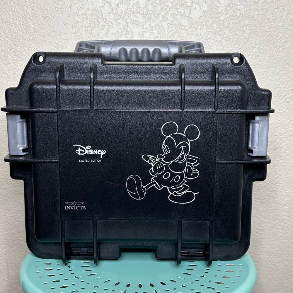 Mickey Mouse Limited Edition Invicta Disney Watch Cas… - Gem